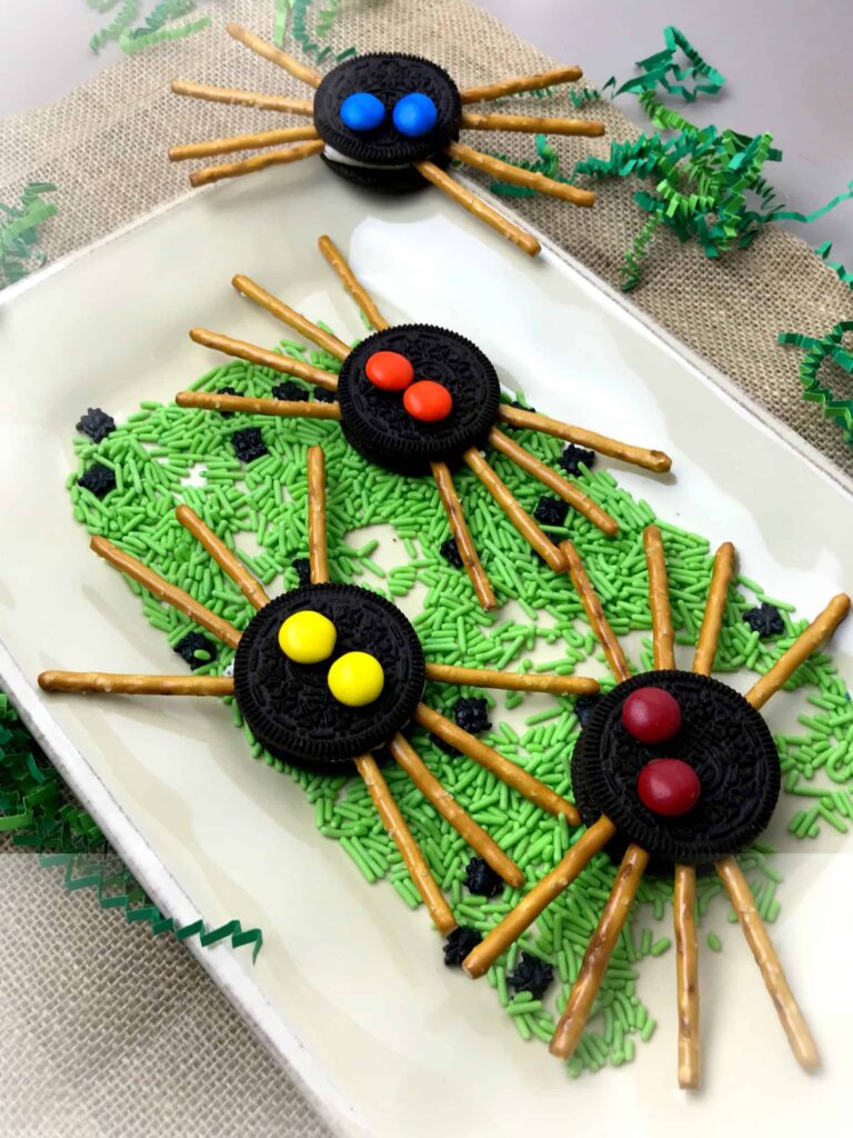 Classic Oreo Spider Cookies - About a Mom