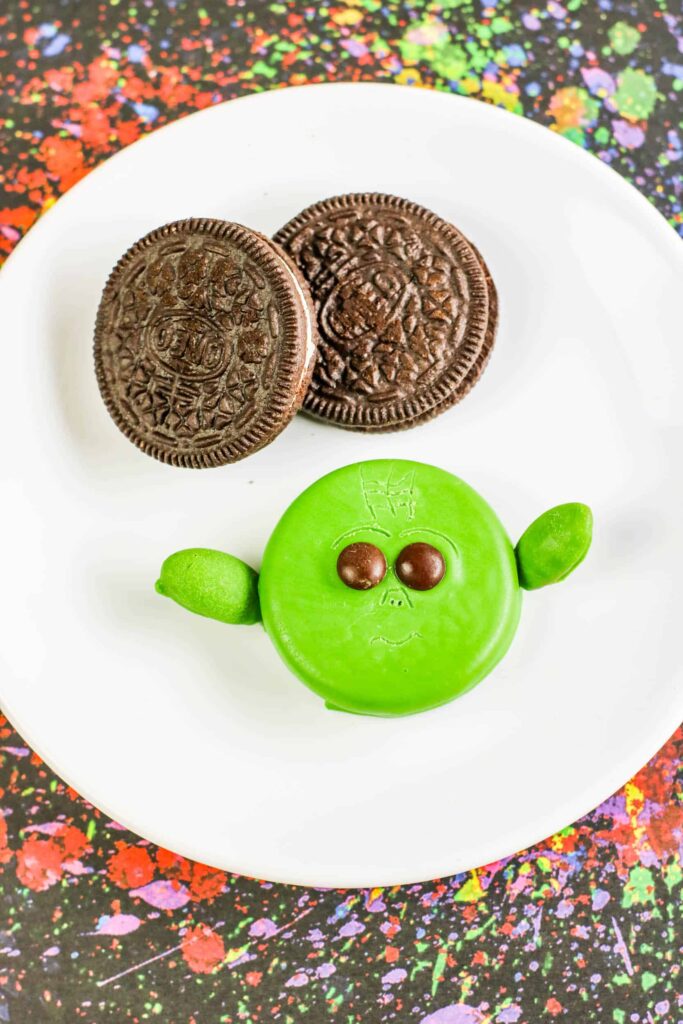 How to Make Adorable Baby Yoda Cookies - About a Mom