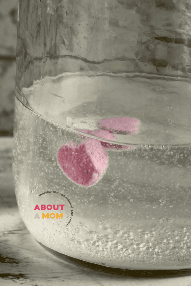 Dancing Hearts Valentine's Day Science Experiment - About a Mom