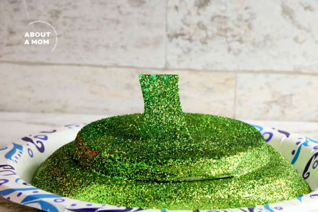 Recycled Tide Pod Container Pumpkin Craft for Kids - About a Mom