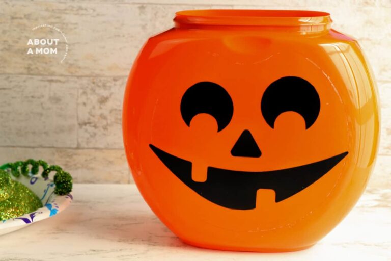 Recycled Tide Pod Container Pumpkin Craft for Kids - About a Mom