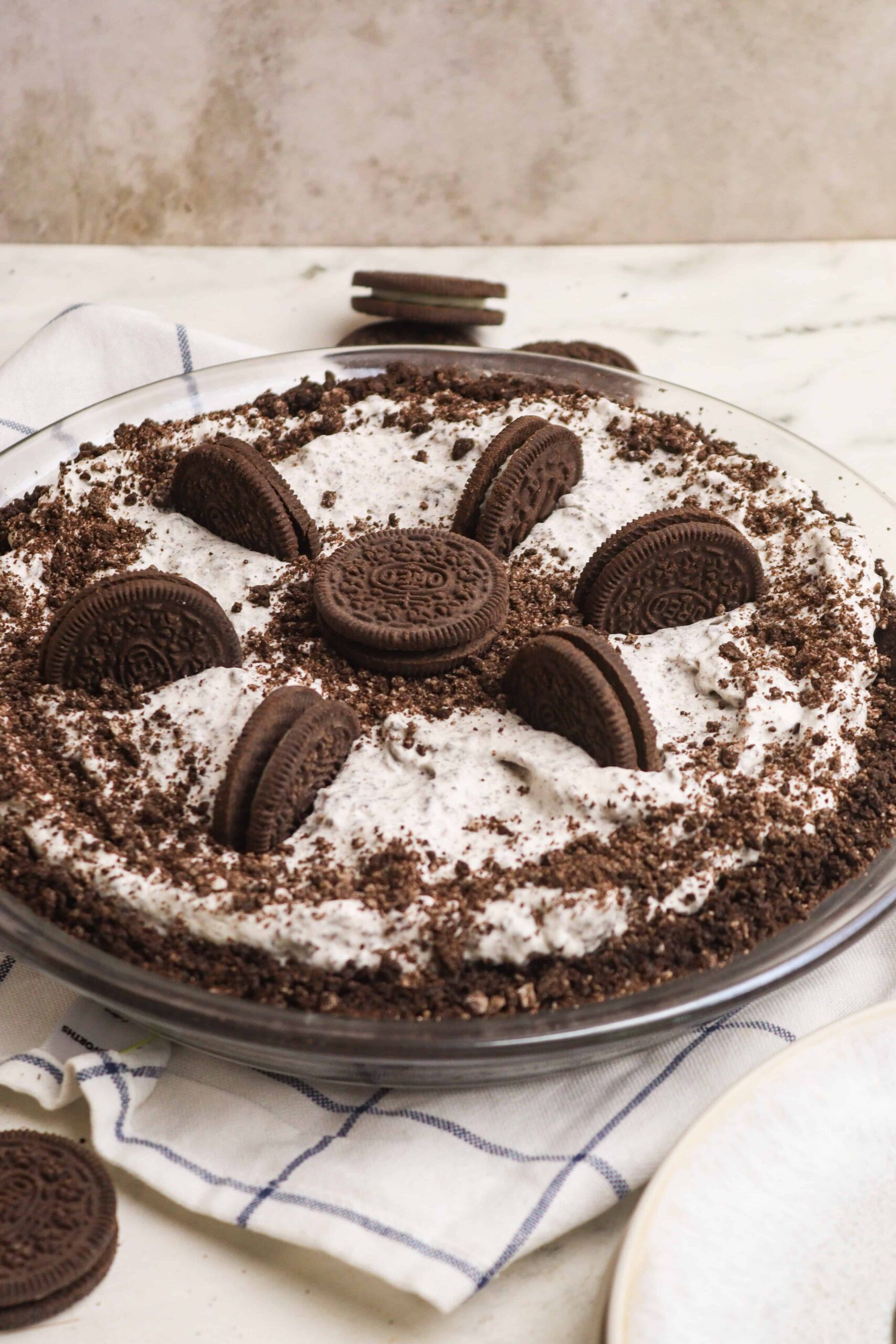 Easy Oreo Pie Recipe - About a Mom