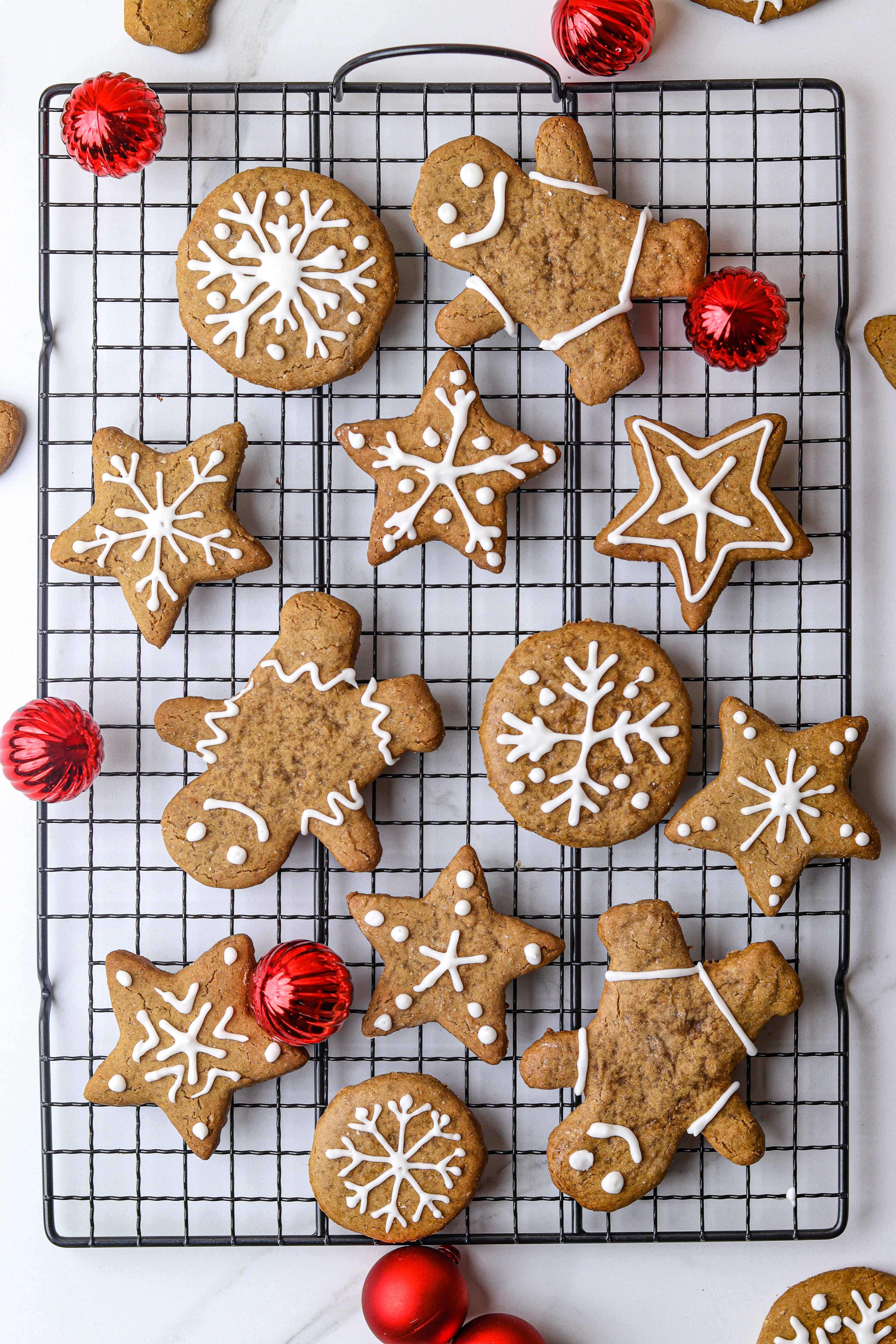 Vegan Gingerbread Cookies - About a Mom