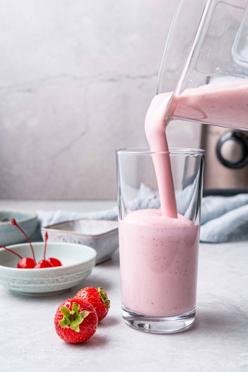 How to Make a Milkshake - About a Mom