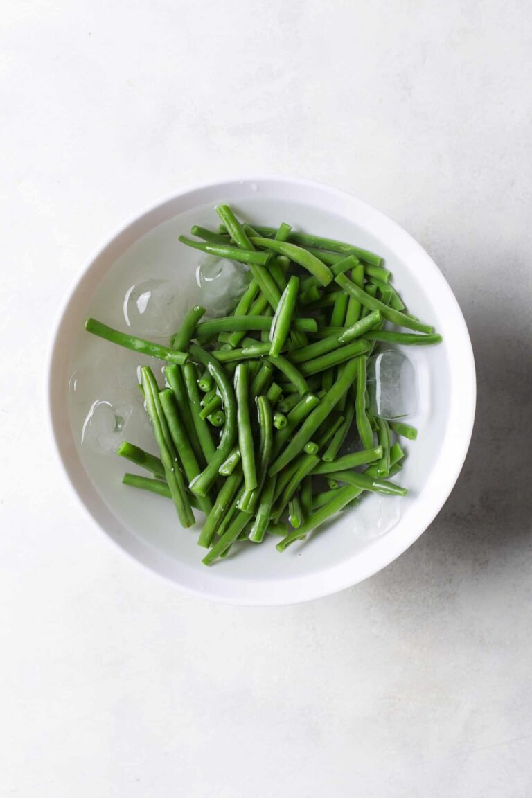 Haricots Verts (French Green Beans) - About a Mom